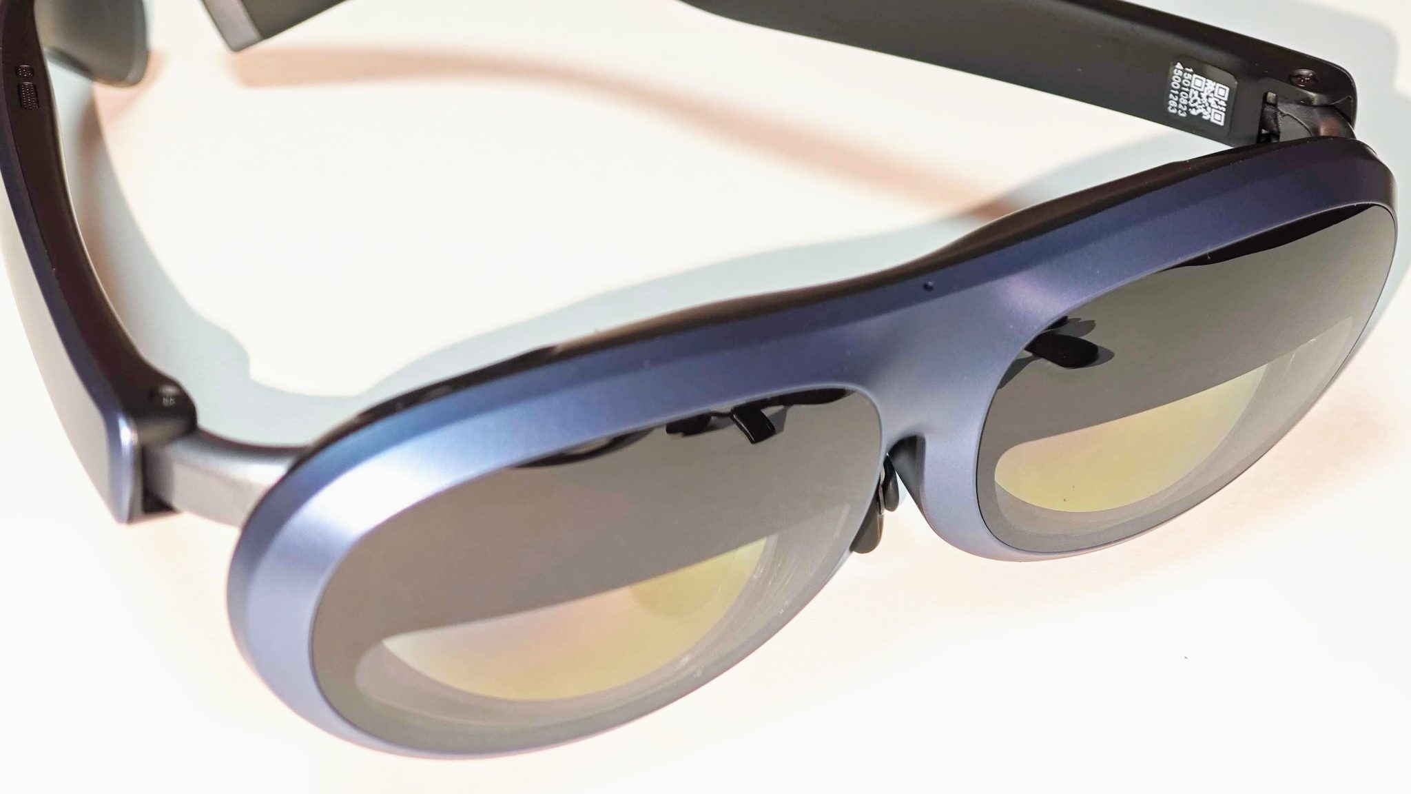 「Rokid Max」と「Apple Vision Pro」を映画鑑賞目的で比較-映像を見たいだけなら物理モニターを買え！